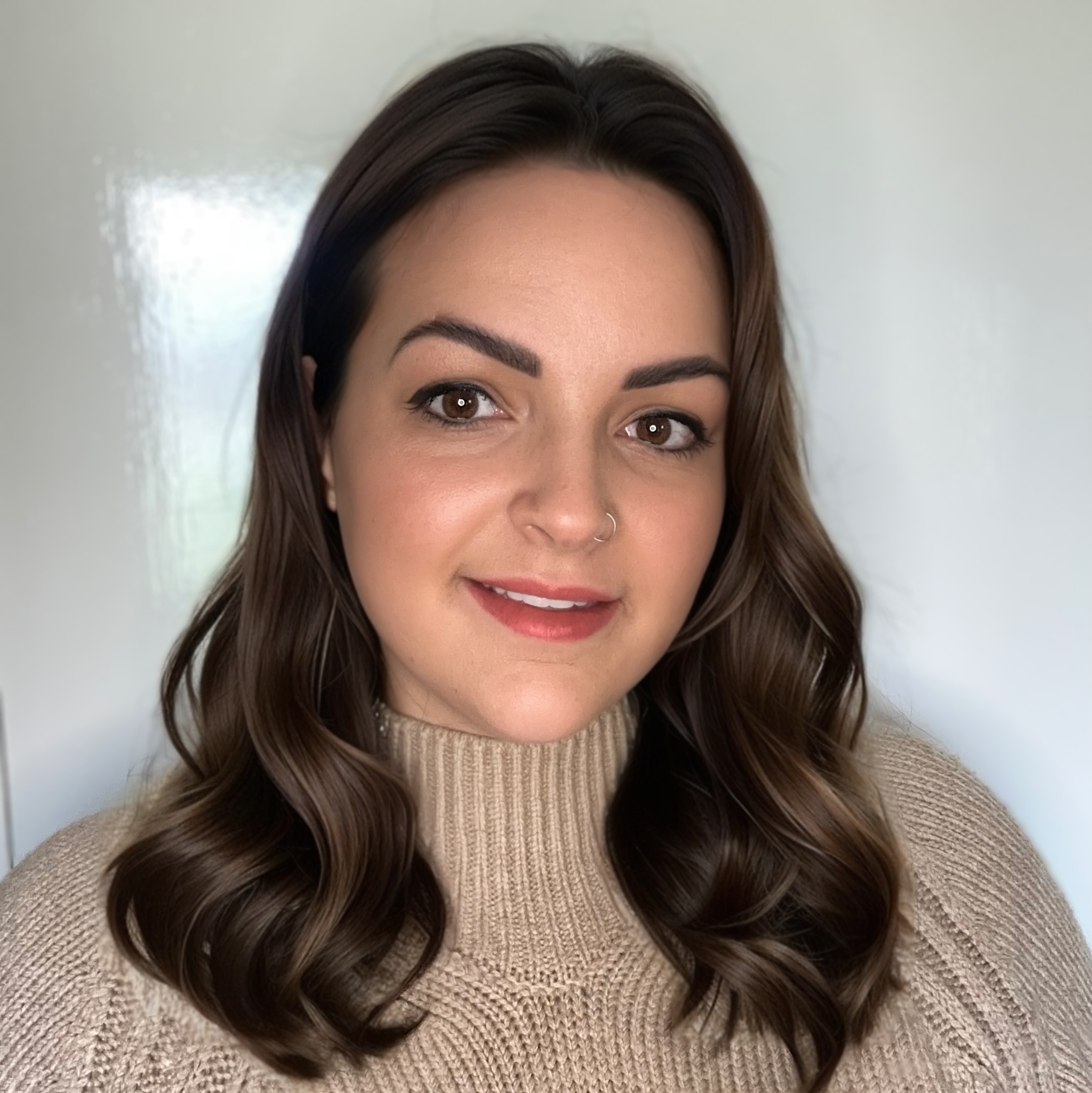 Meet Zoë Herron: Expert in the Beauty Sector – The Snug Devon